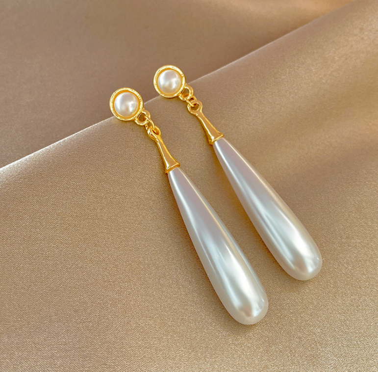 Long Pearl Drop Earring